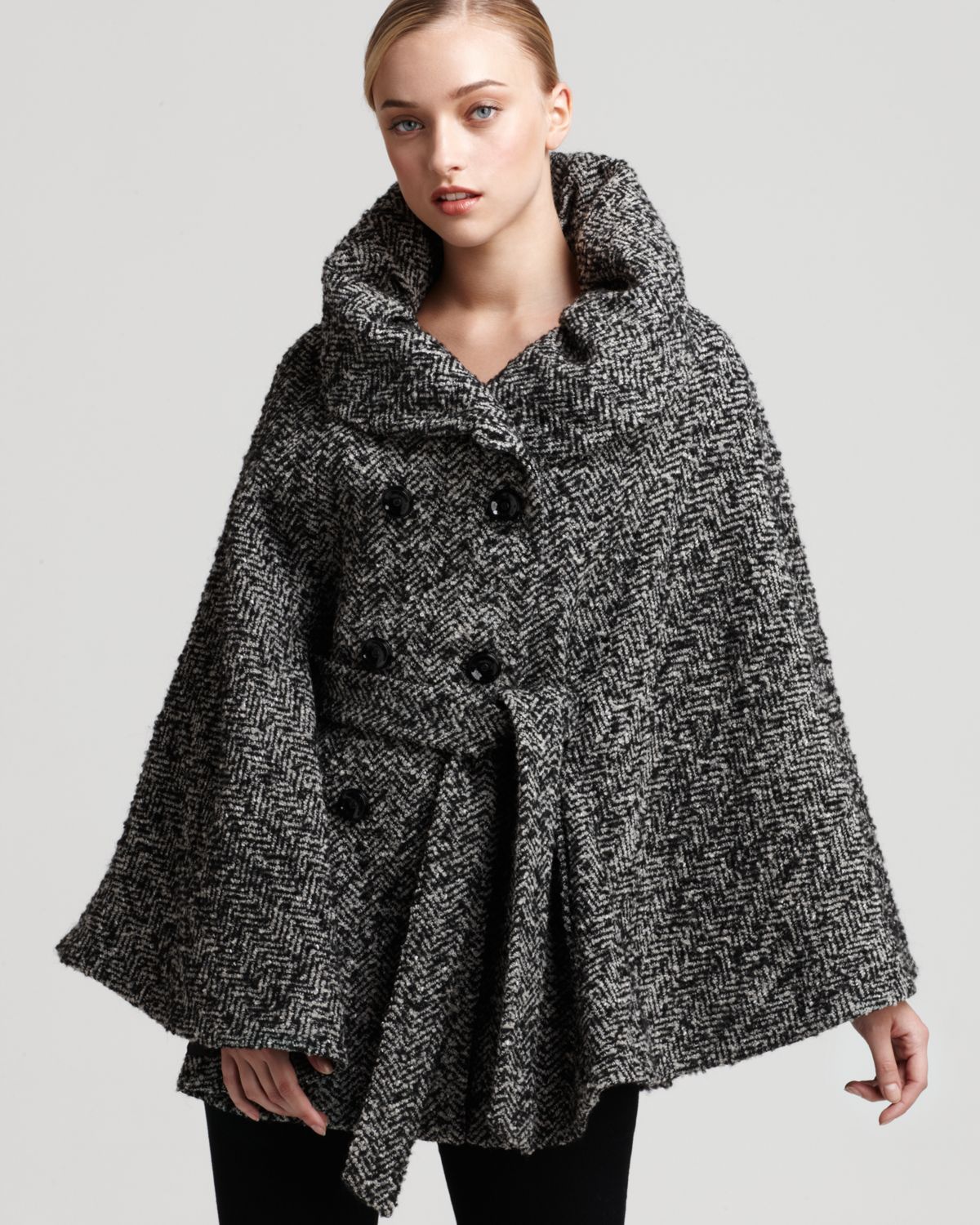 Lyst - Calvin klein Herringbone Bouclé Cape in Black