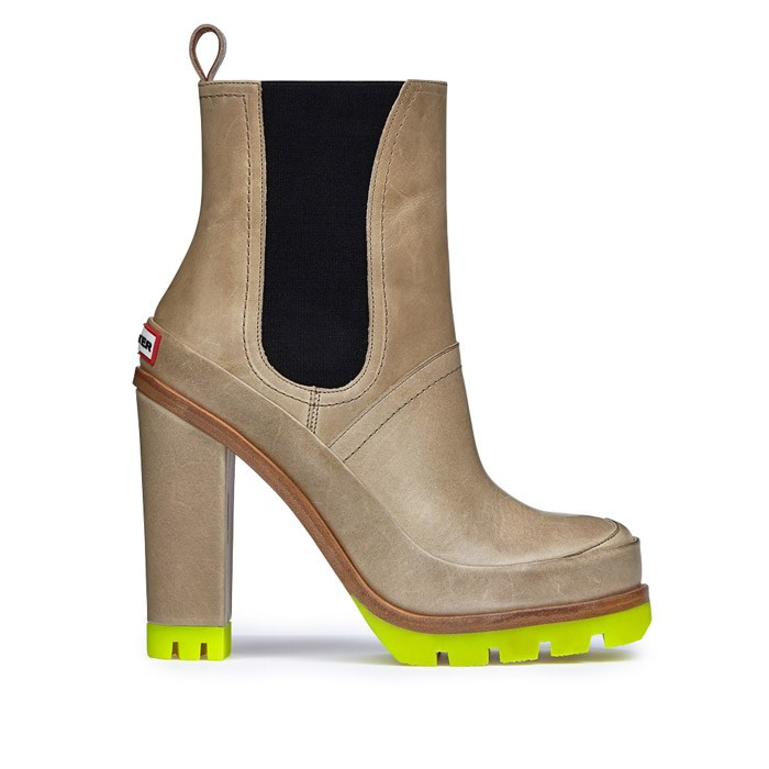 Hunter Original High Heel Chelsea Boots in Beige (greige) | Lyst