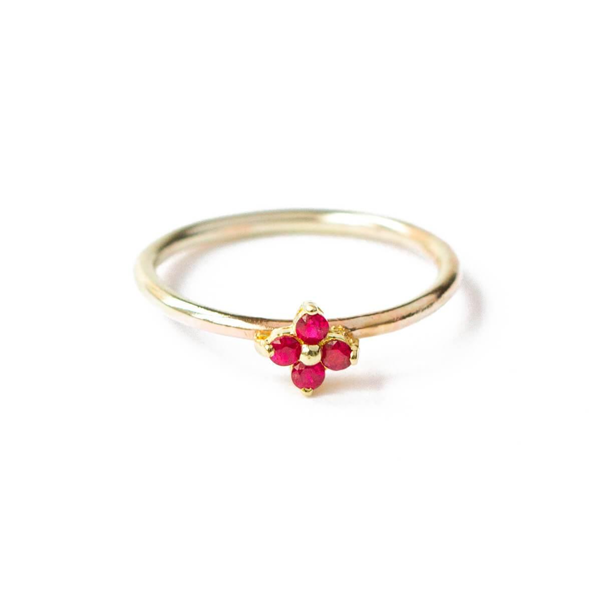 Lyst - LaParra Jewels 18kt Yellow Gold Stackable Ring With Rubies in ...