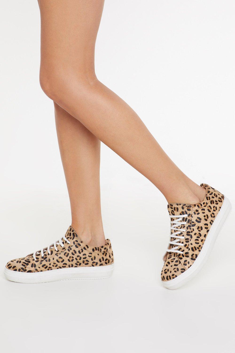 Nasty Gal 