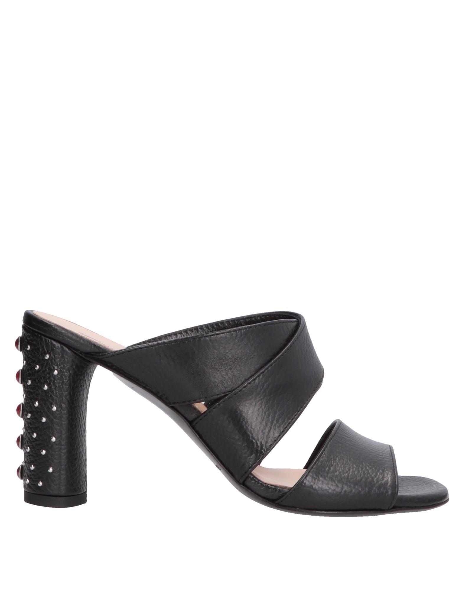 Emanuela Passeri Leather Sandals in Black - Lyst